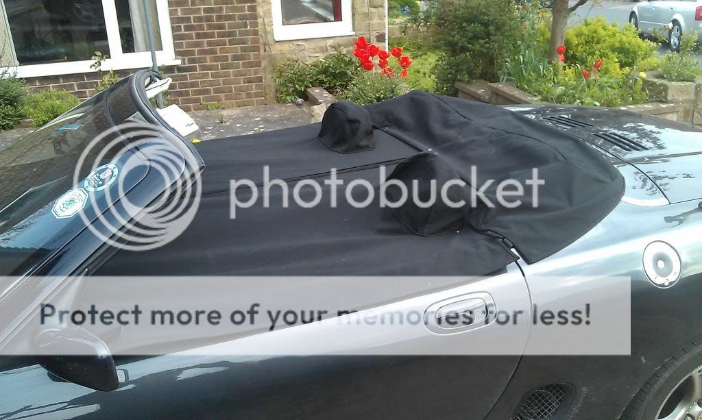 MGF & MG TF Owners Forum - Tonneau and other stuff - The-T-Bar