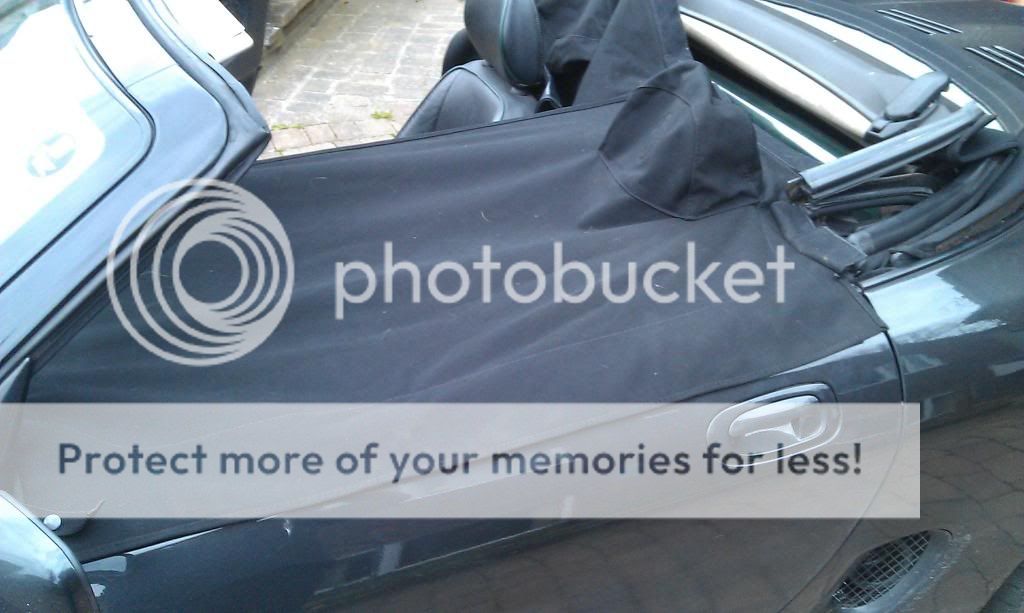 MGF & MG TF Owners Forum - Tonneau and other stuff - The-T-Bar