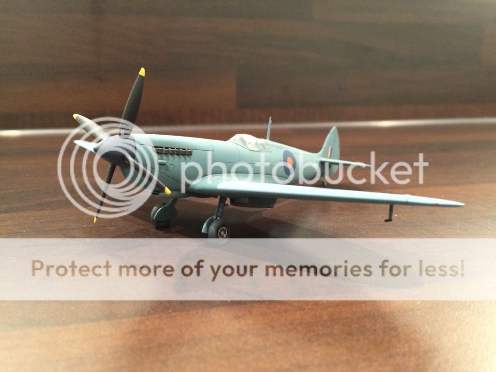 Spitfire XI camera fits and 2nd TAF roundels - Aircraft WWII ...